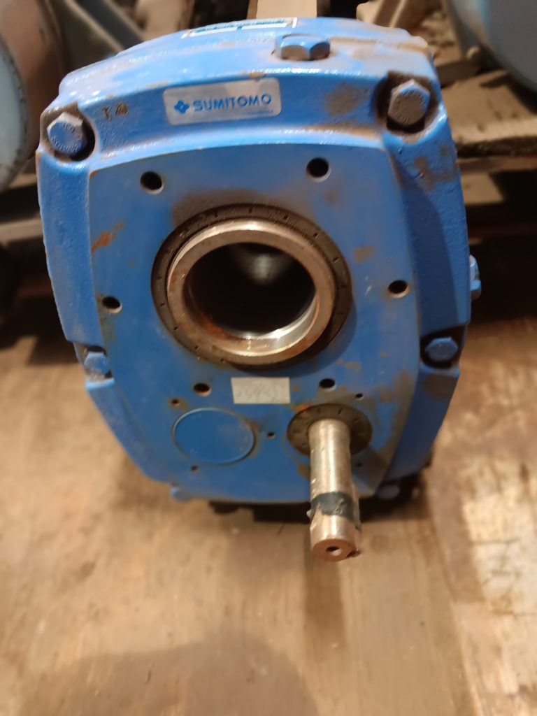 Sumitomo H4Y203-20-ET000 Shaft mounted speed reducer - Used Machinery Sales
